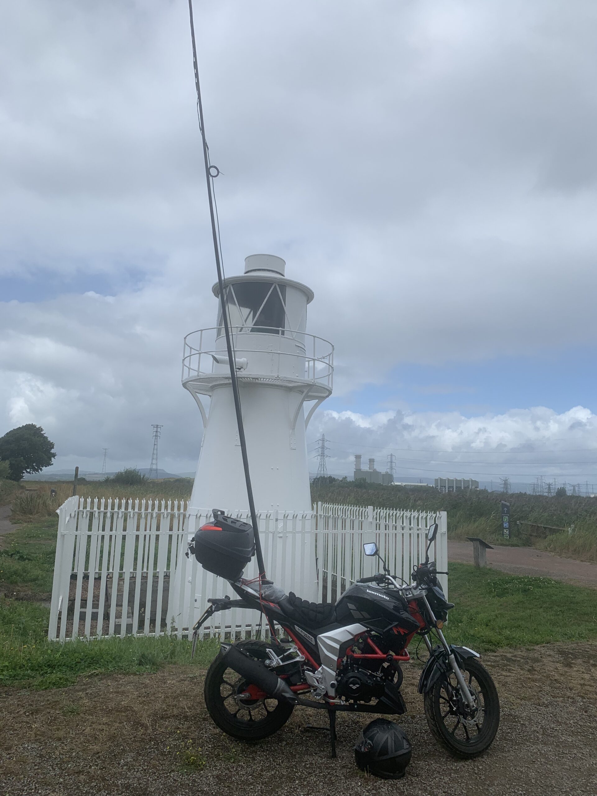 Lighthouses on-the-air – an overview of East Usk Lighthouse – GW3JVB
